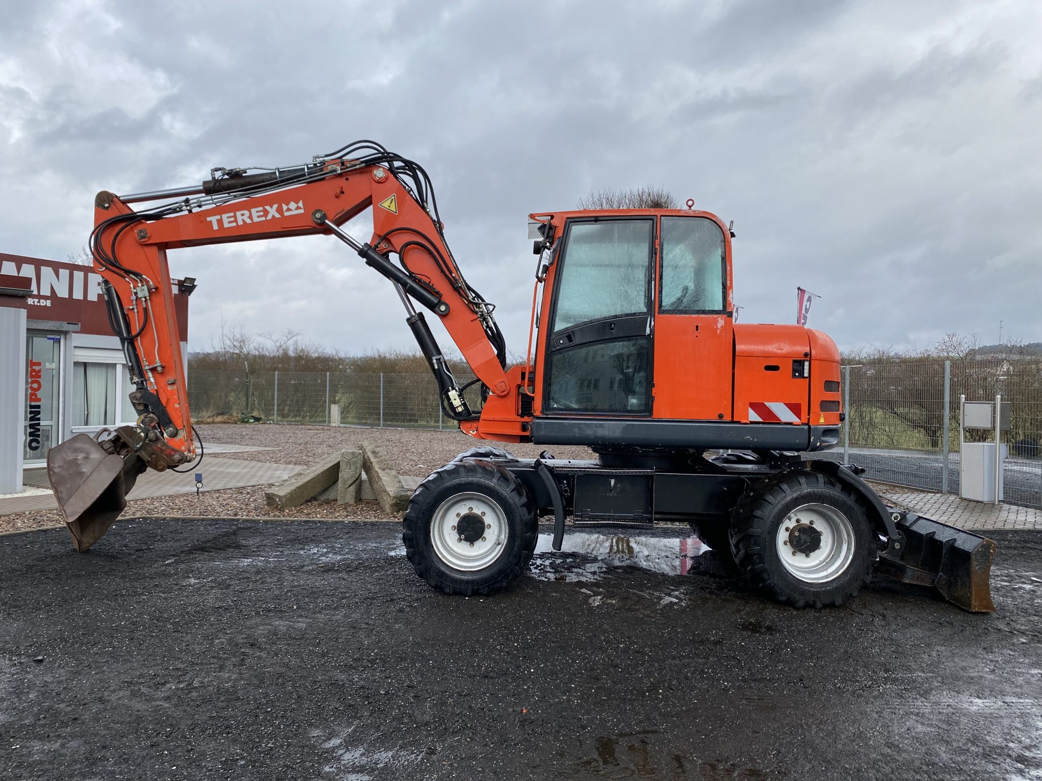 SCHAEFF HML42 – OMNIPORT